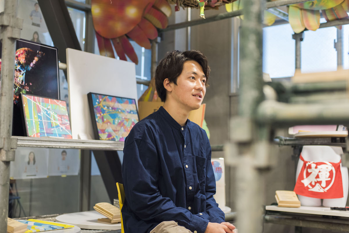 「障害×アート」の挑戦を経て、その先へ Eraflew：山本亮輔 - 100BANCH